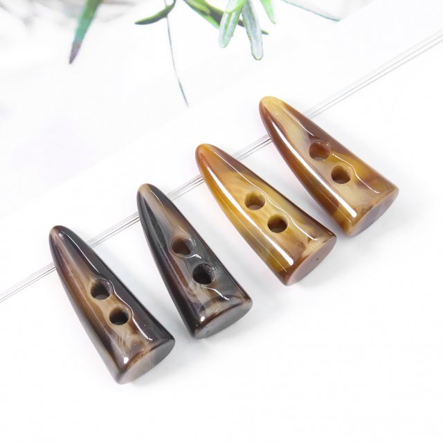 Vintage Style Triangle Imitation Horn Resin Buttons